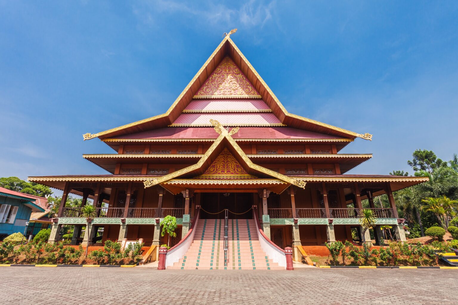 Amazing Traditional Houses: Cultural Heritage in Architecture | Raided ...